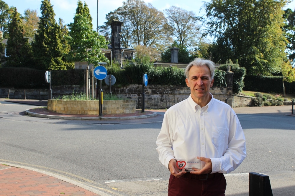 Award for campaigner who created 20mph signs on 50 roads