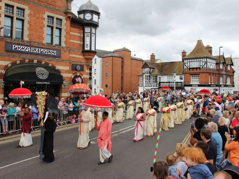 Keralites and Medway dancers dazzle crowds at Tonbridge Carnival